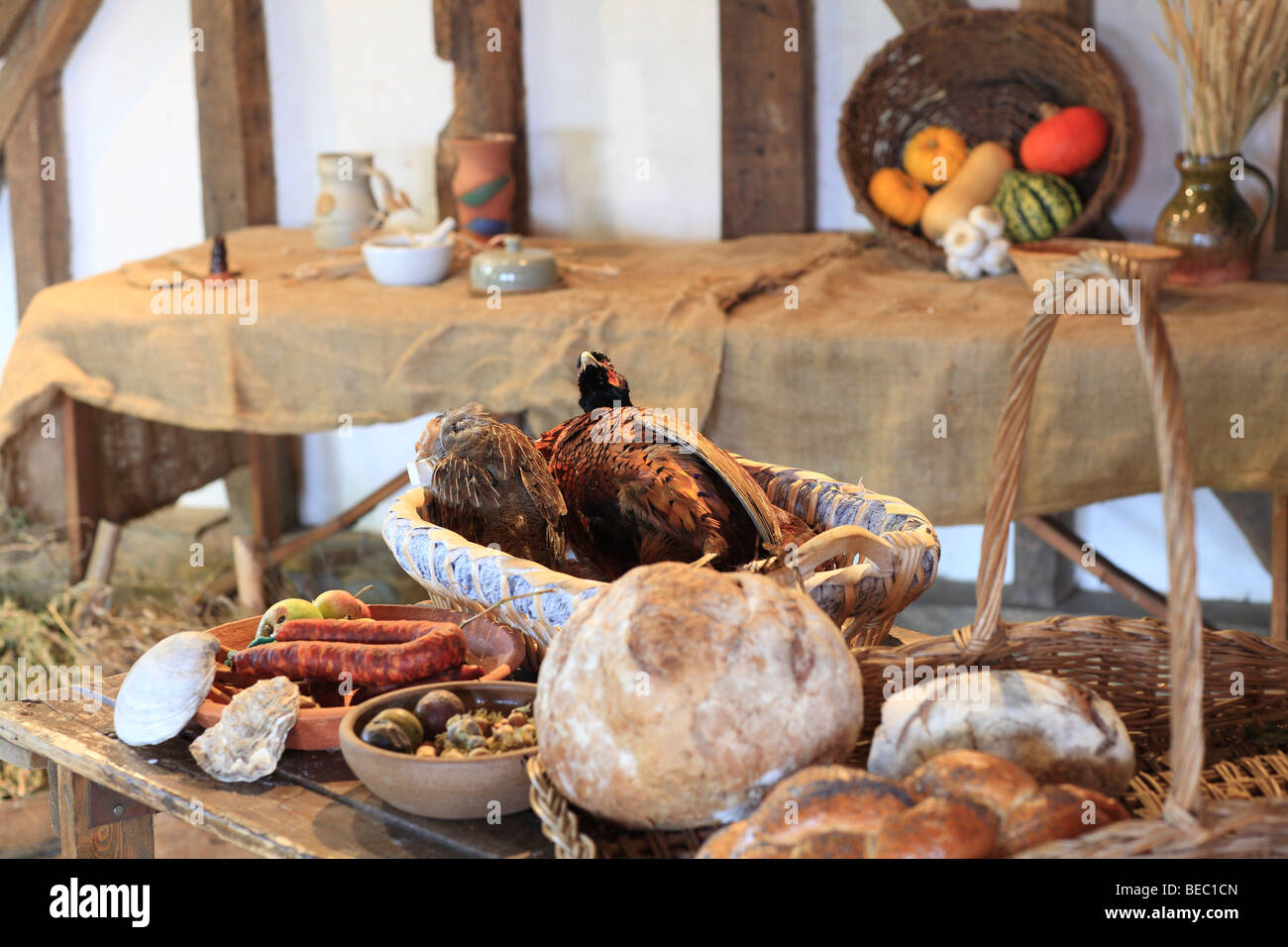 Tudor food in a Tudor Kitchen Stock Photo - Alamy