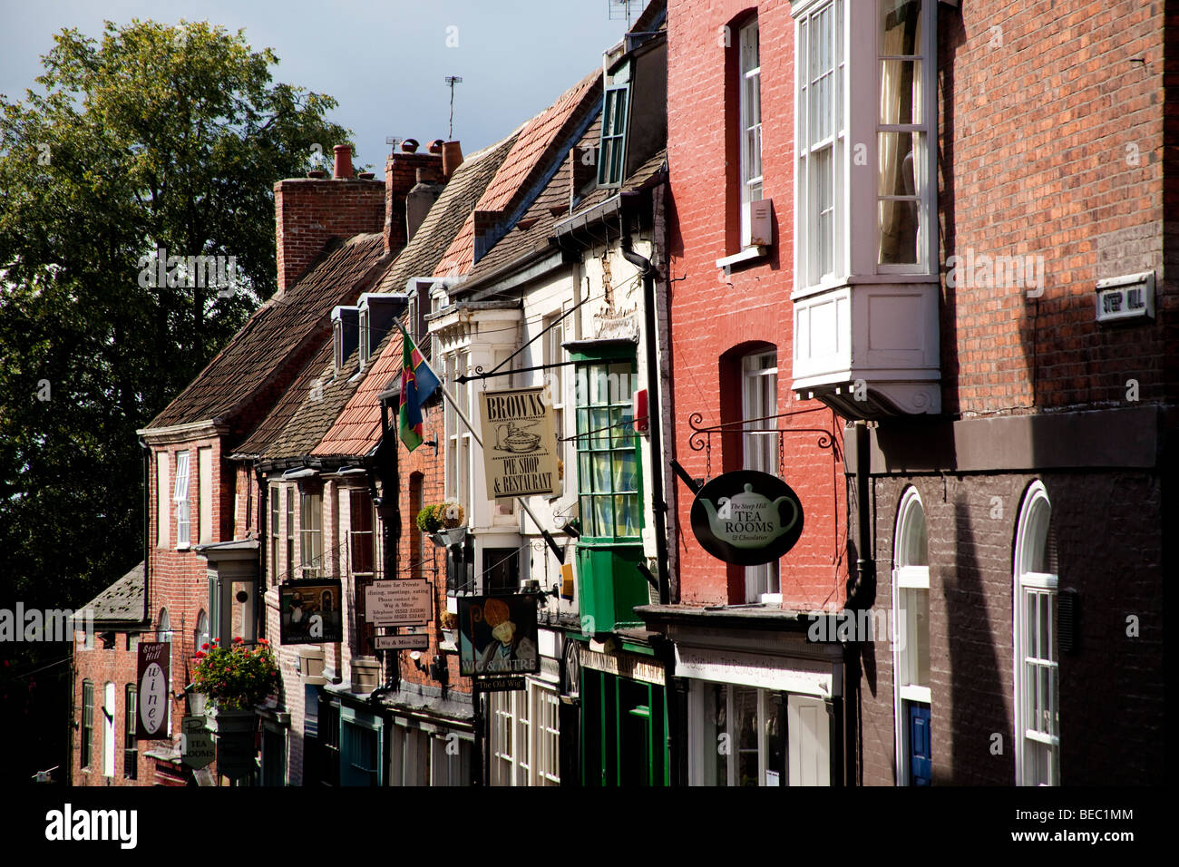 Steep hill lincoln city shops hi-res stock photography and images - Alamy