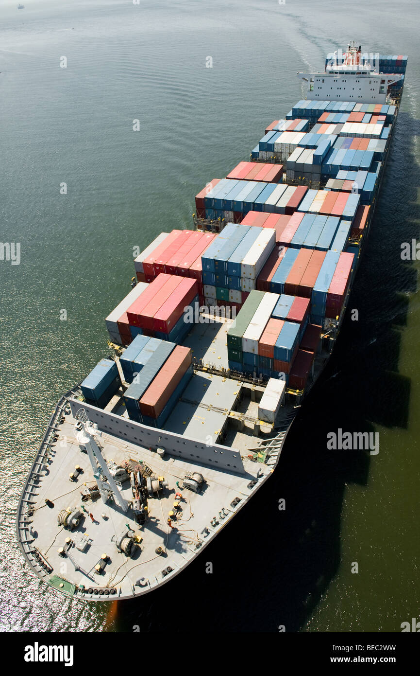 Container ship hi-res stock photography and images - Alamy