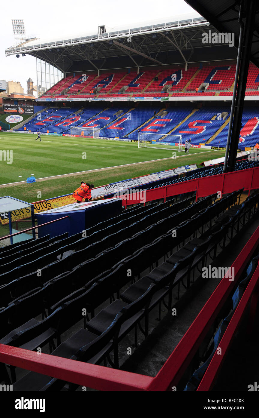Selhurst park stadium hi-res stock photography and images - Alamy