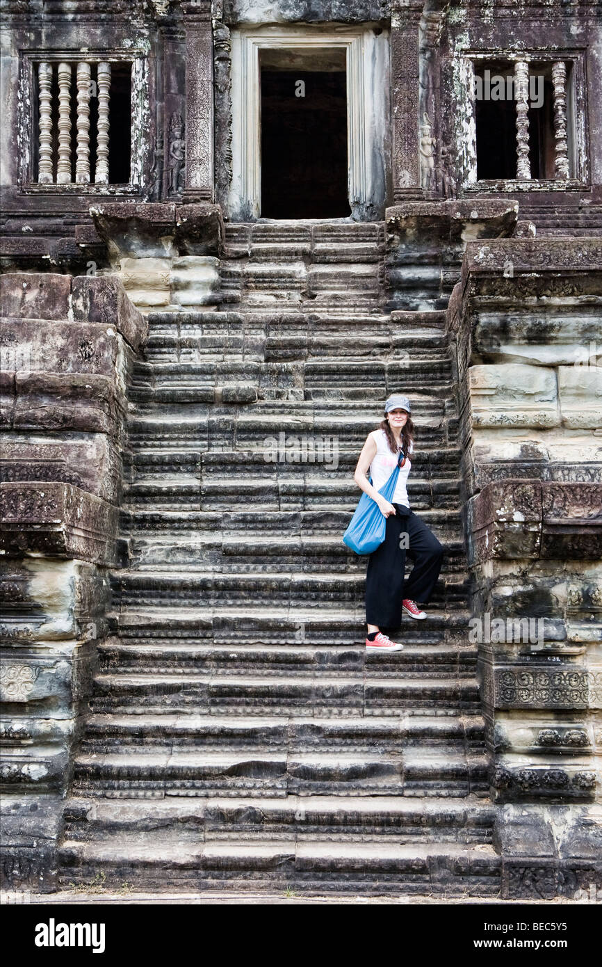 Angkor wat temple interior hi-res stock photography and images - Alamy
