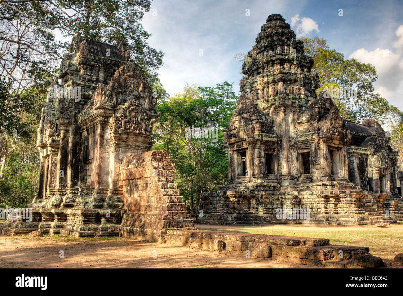 Hdr temple hi-res stock photography and images - Alamy