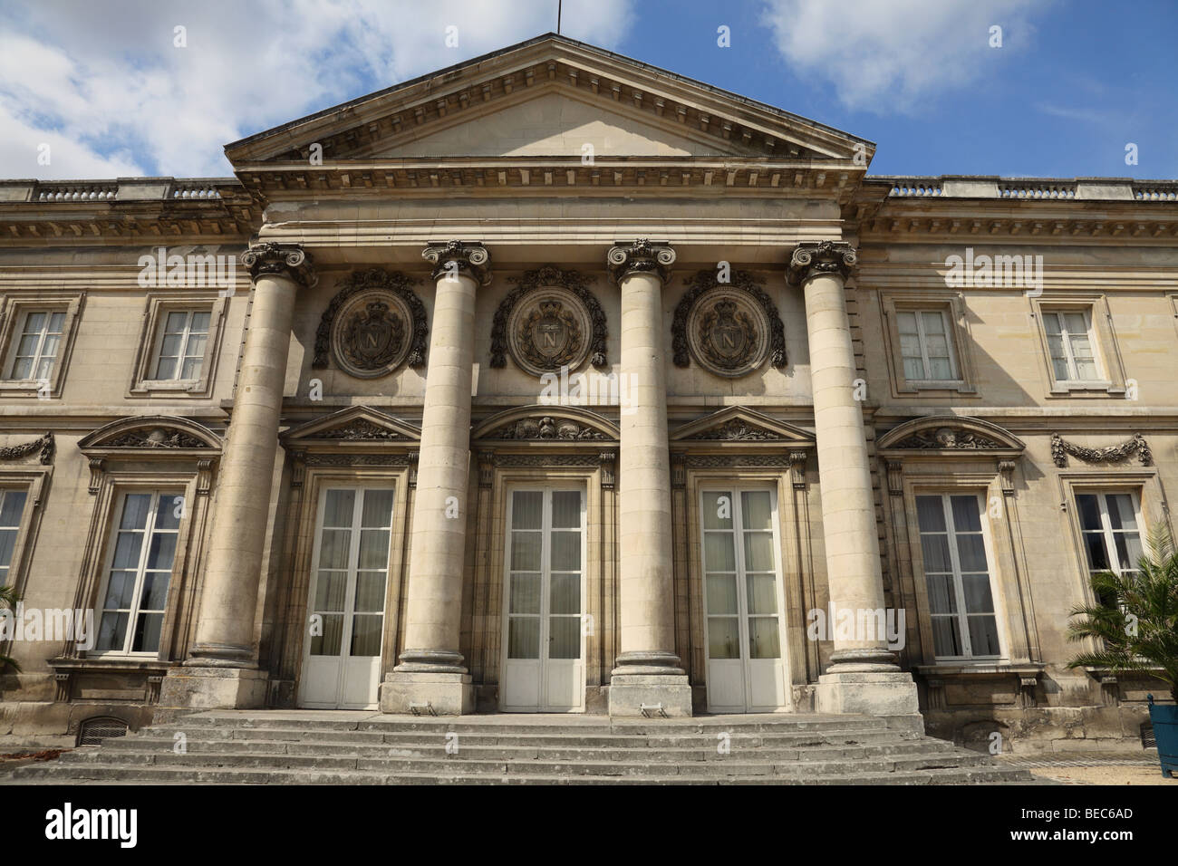 Big house building chateau de compiegne france mansion sunshine hi-res ...