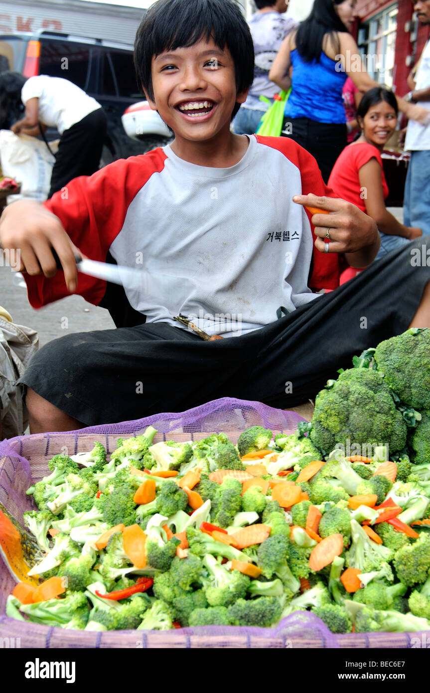 Vegetable hawker hi-res stock photography and images - Alamy