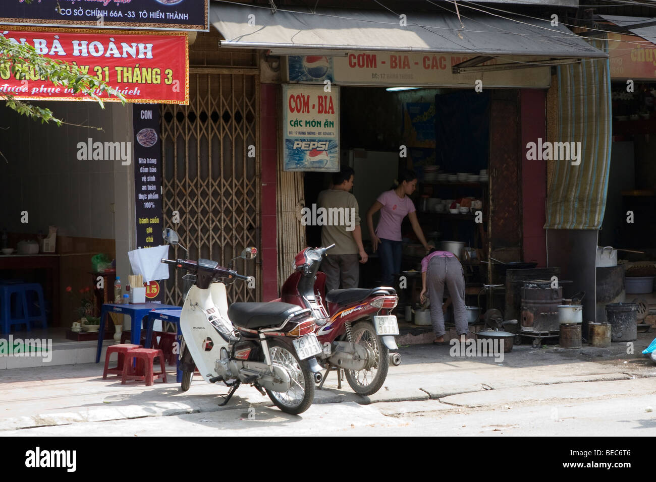 A typical cafe in Hanoi, Vietnam Stock Photo - Alamy