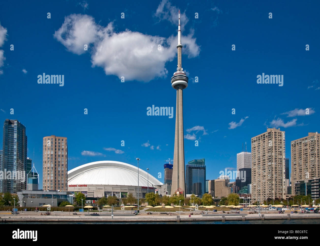 The l tower toronto hi-res stock photography and images - Alamy