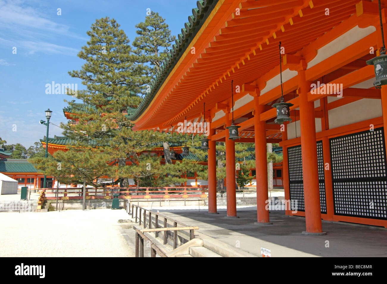 Closeup of a vermilion Shinto structure at Heian Jingu (Heian-Jingu ...