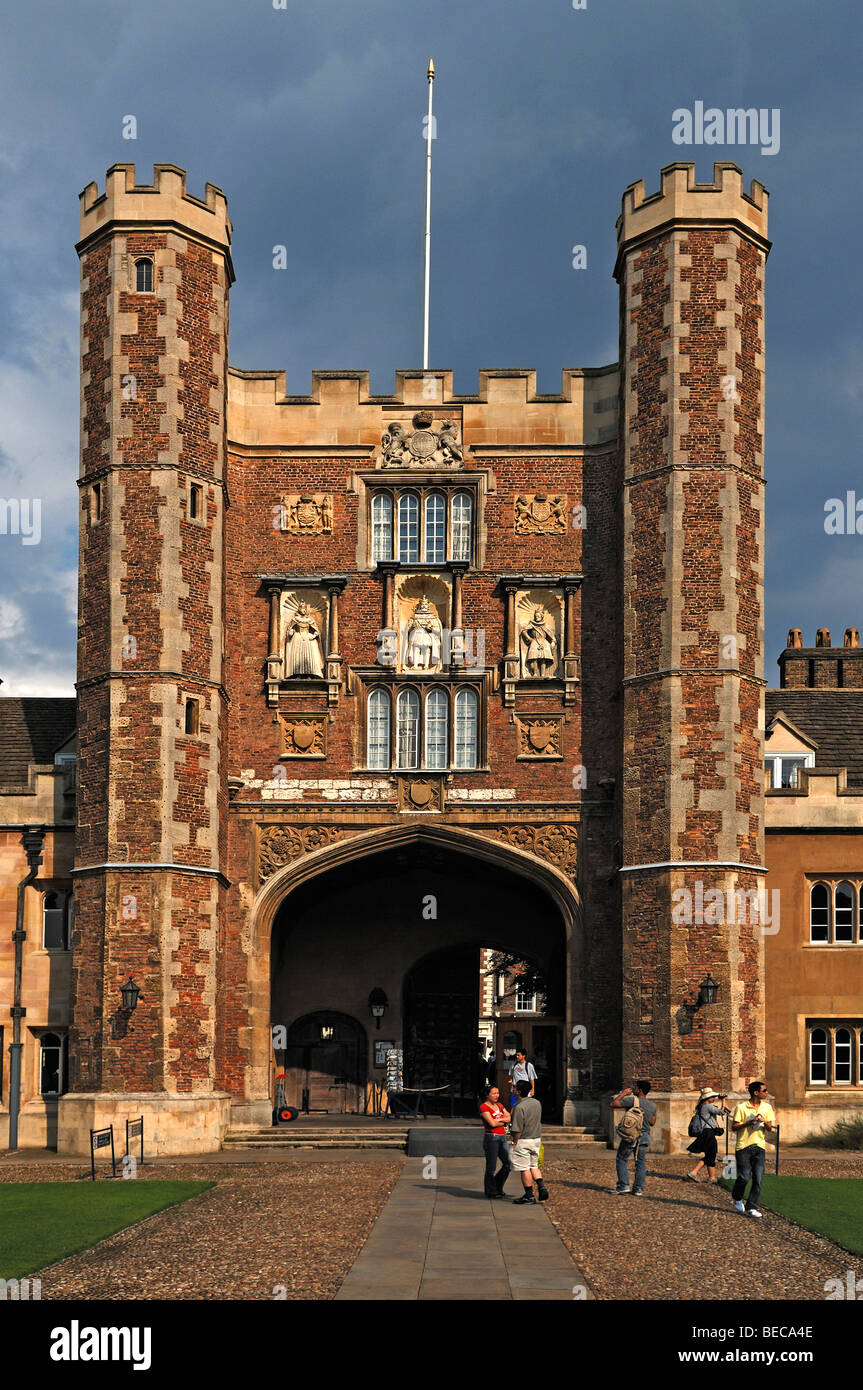 Gate to Trinity College, founded in 1546 by Henry VIII, from the ...