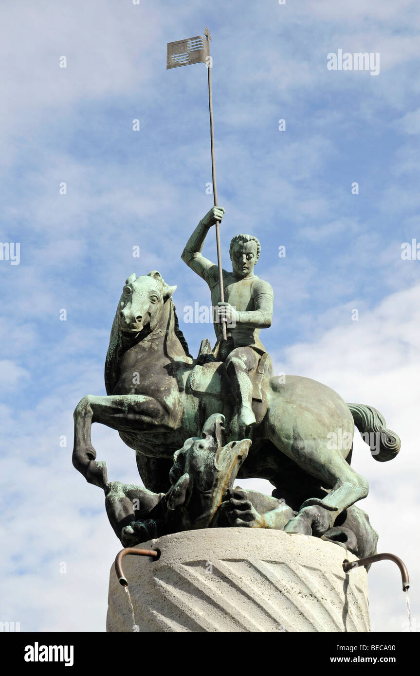 Saint george denkmal hi-res stock photography and images - Alamy
