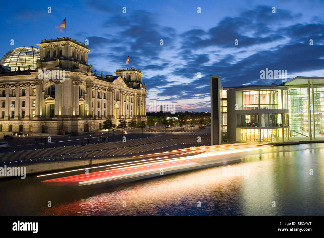 Reichstag building illuminated dusk hi-res stock photography and images ...