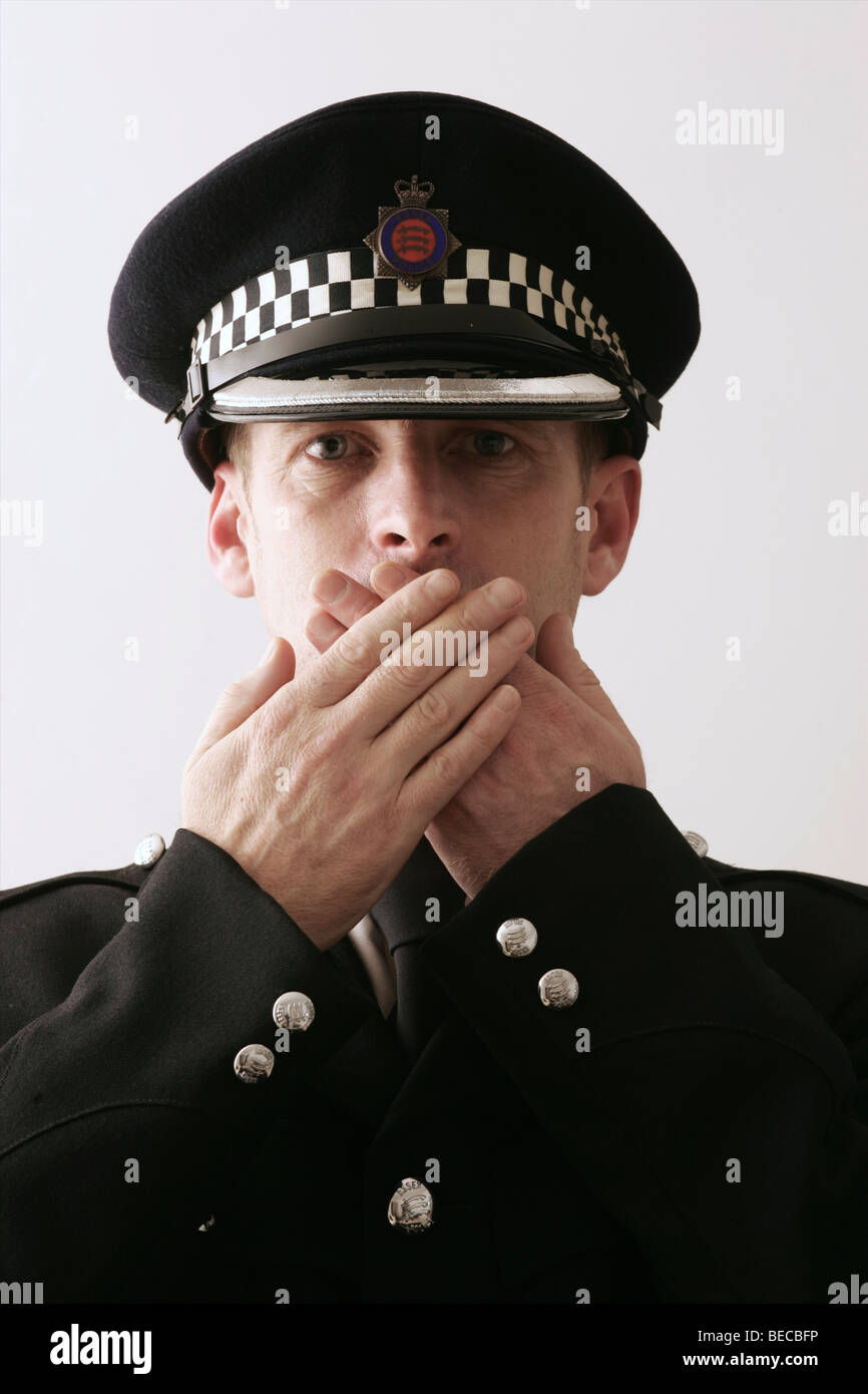 Plain policeman hi-res stock photography and images - Alamy