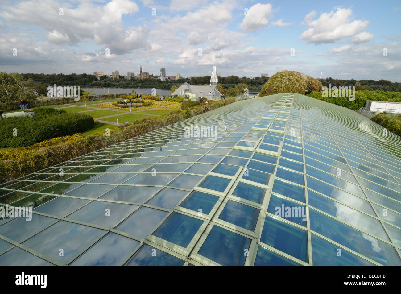 The garden of the Library of the Warsaw University (BUW Stock Photo - Alamy