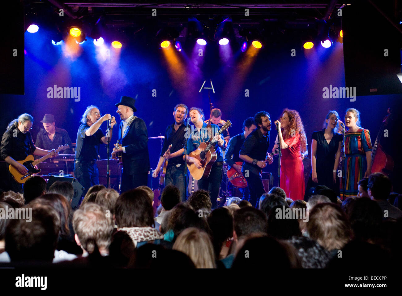 The music project Song Circus hosted by Coal & Band live in the concert ...