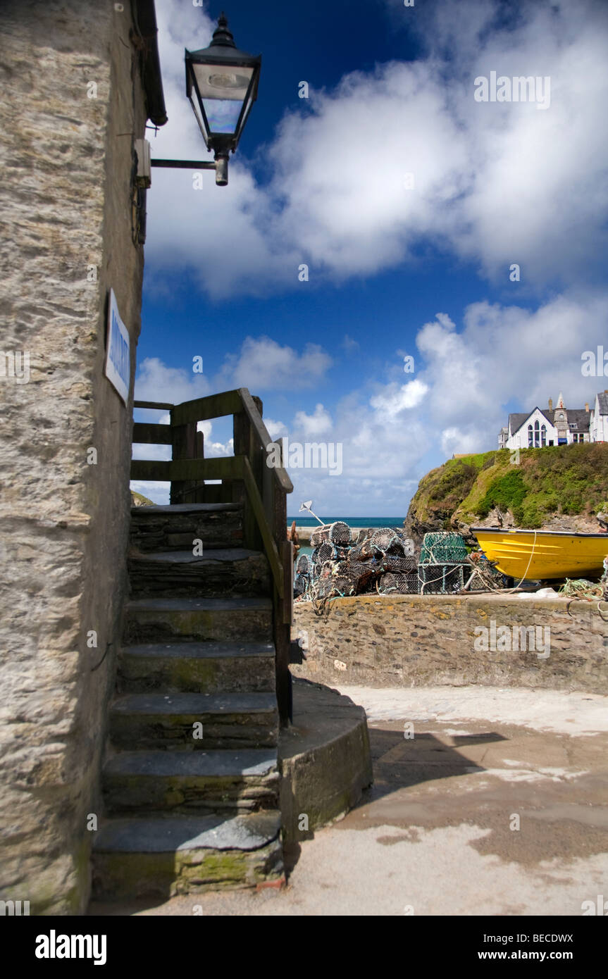 A view towards the harbour in the fishing village of Port Isaac ...