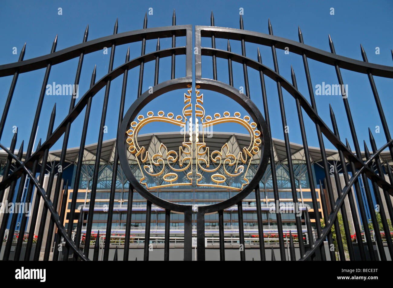 A view of the main grandstand at the ascot racecourse hi-res stock ...