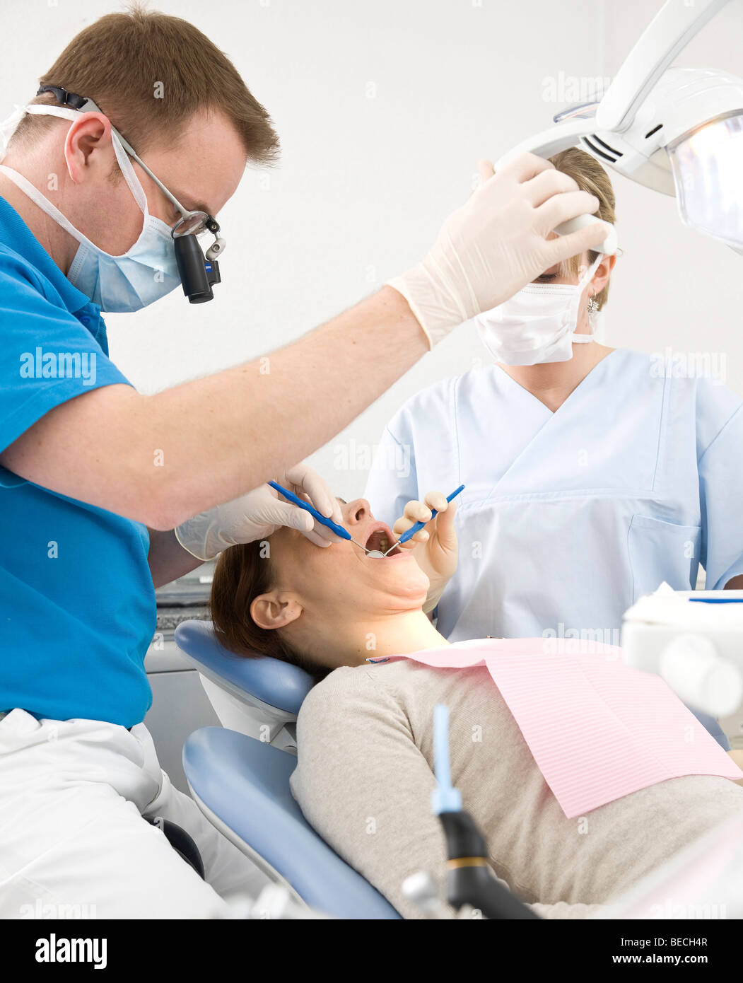 Patientin dental hi-res stock photography and images - Alamy