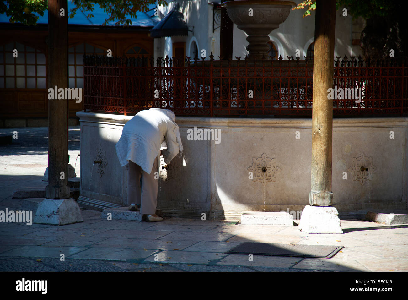 Muslim washing hands hi-res stock photography and images - Alamy
