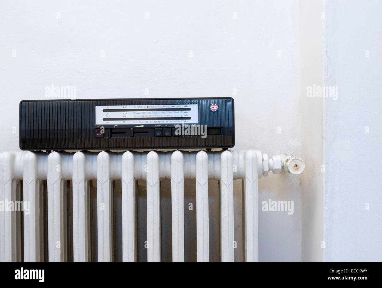 old fashioned radio on radiator Stock Photo - Alamy