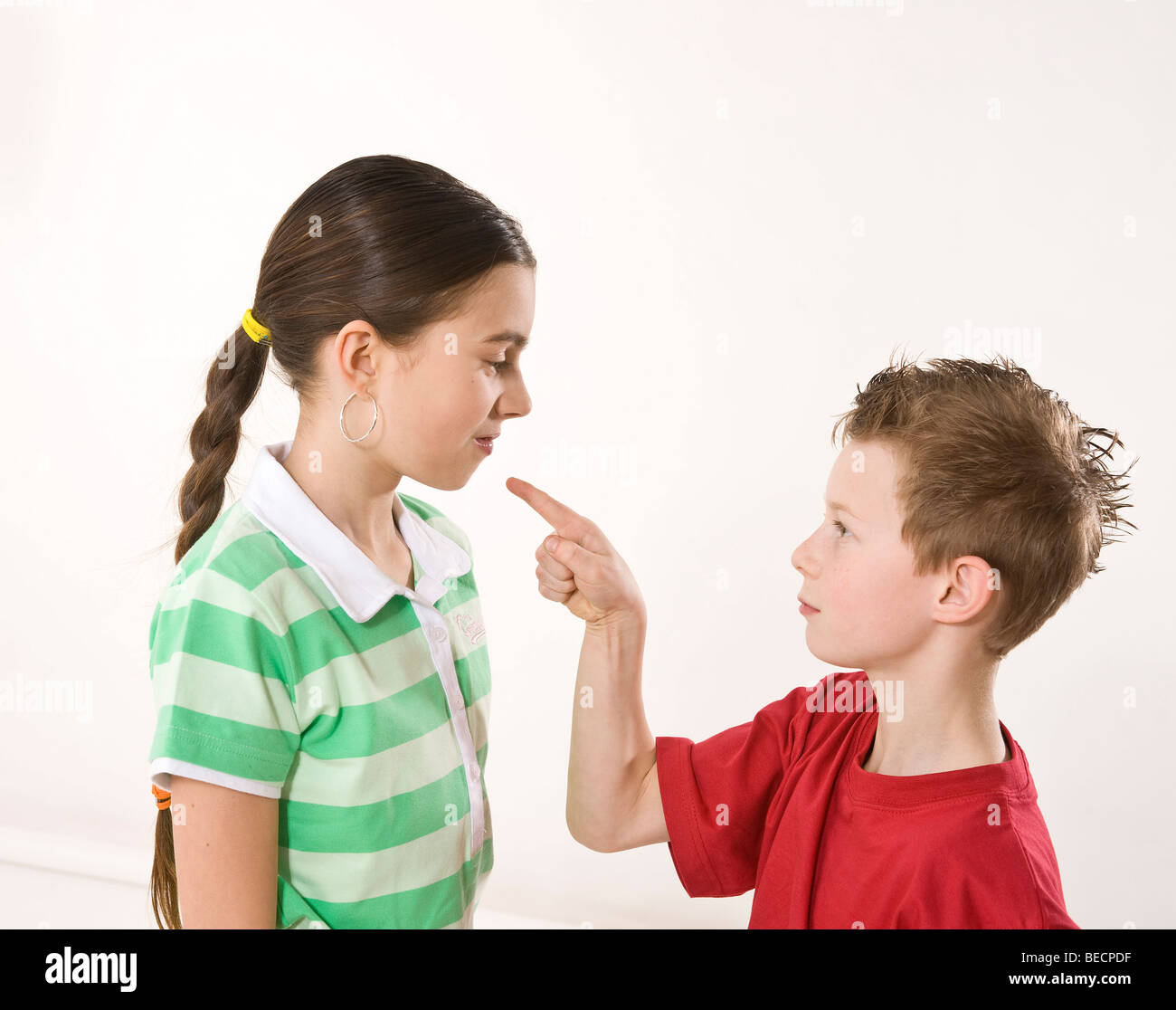 Fighting between girl and boy hi-res stock photography and images - Alamy