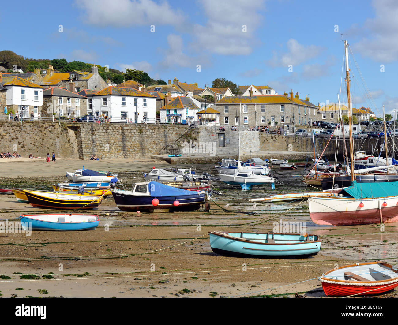 Mousehole harbour, Cornwall Stock Photo - Alamy