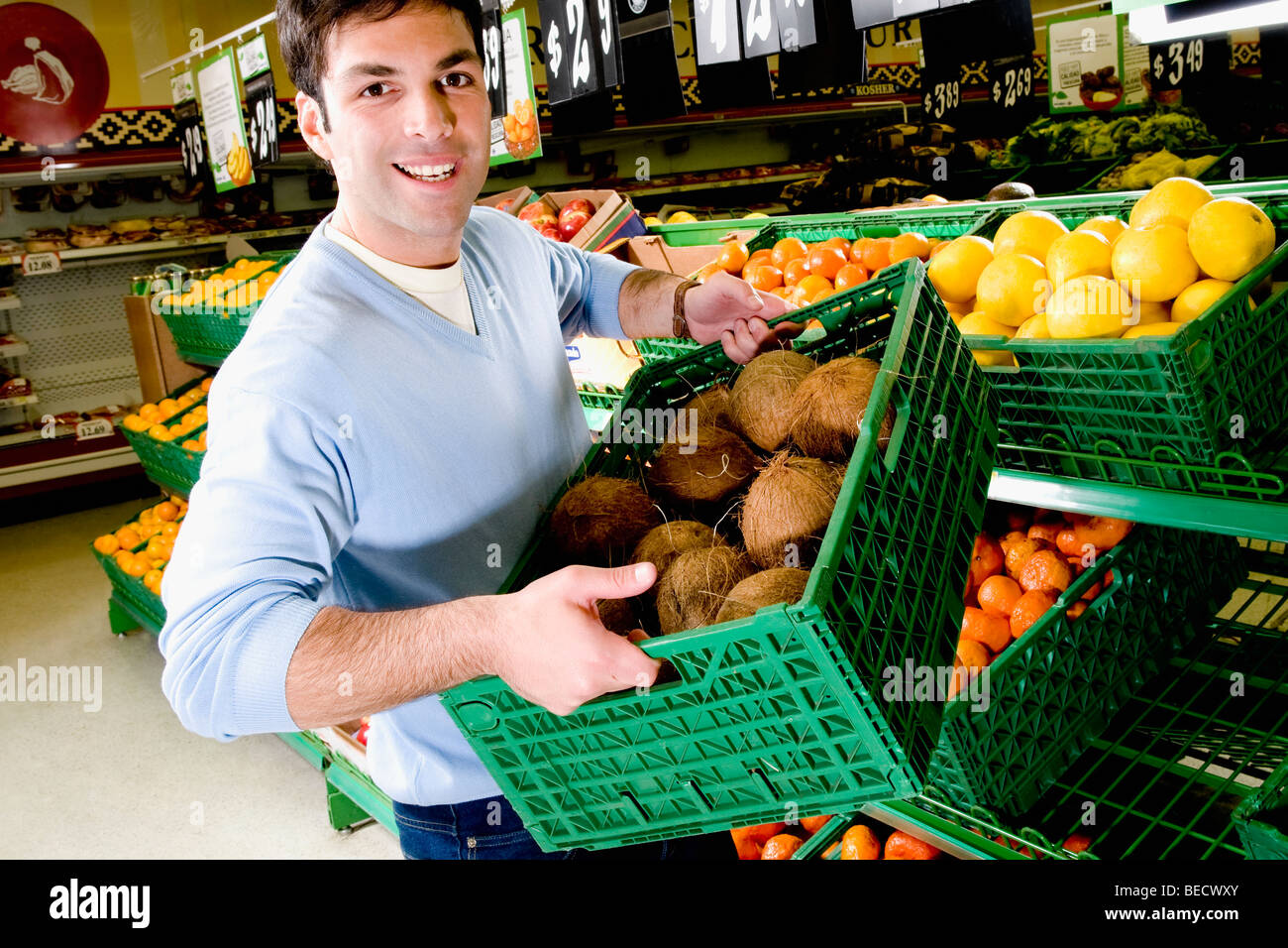 Sales clerk supermarket hi-res stock photography and images - Alamy