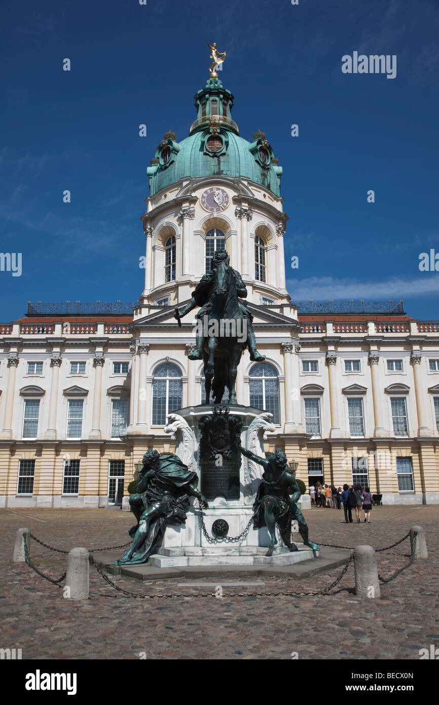 Berlin Schloss Charlottenburg Stock Photos & Berlin Schloss ...