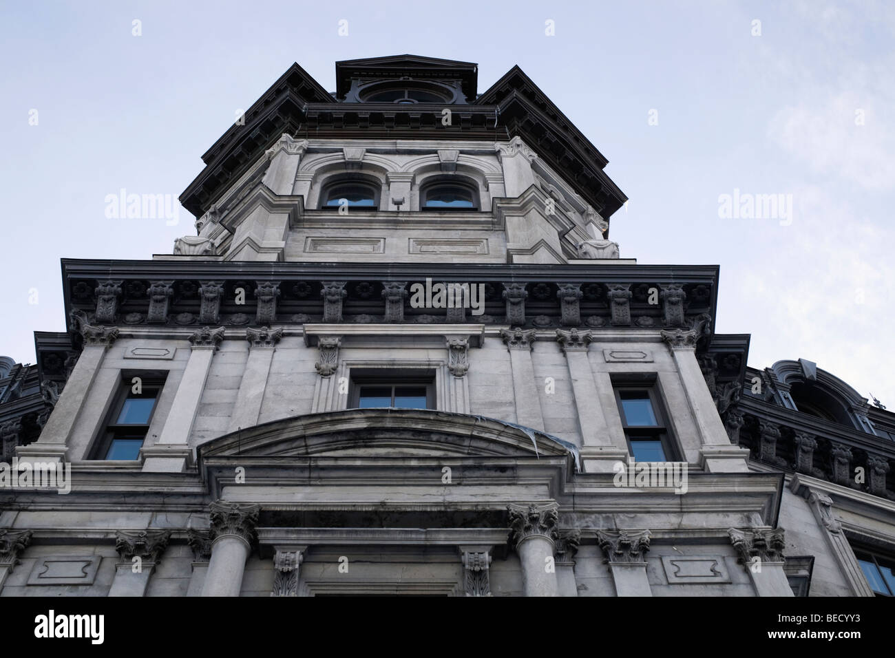 Montreal historical houses hi-res stock photography and images - Alamy