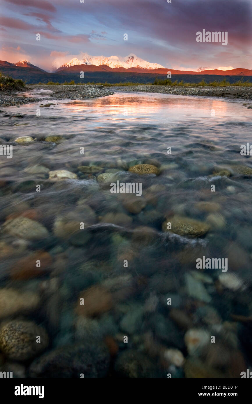 Alaska streams and landscapes hi-res stock photography and images - Alamy