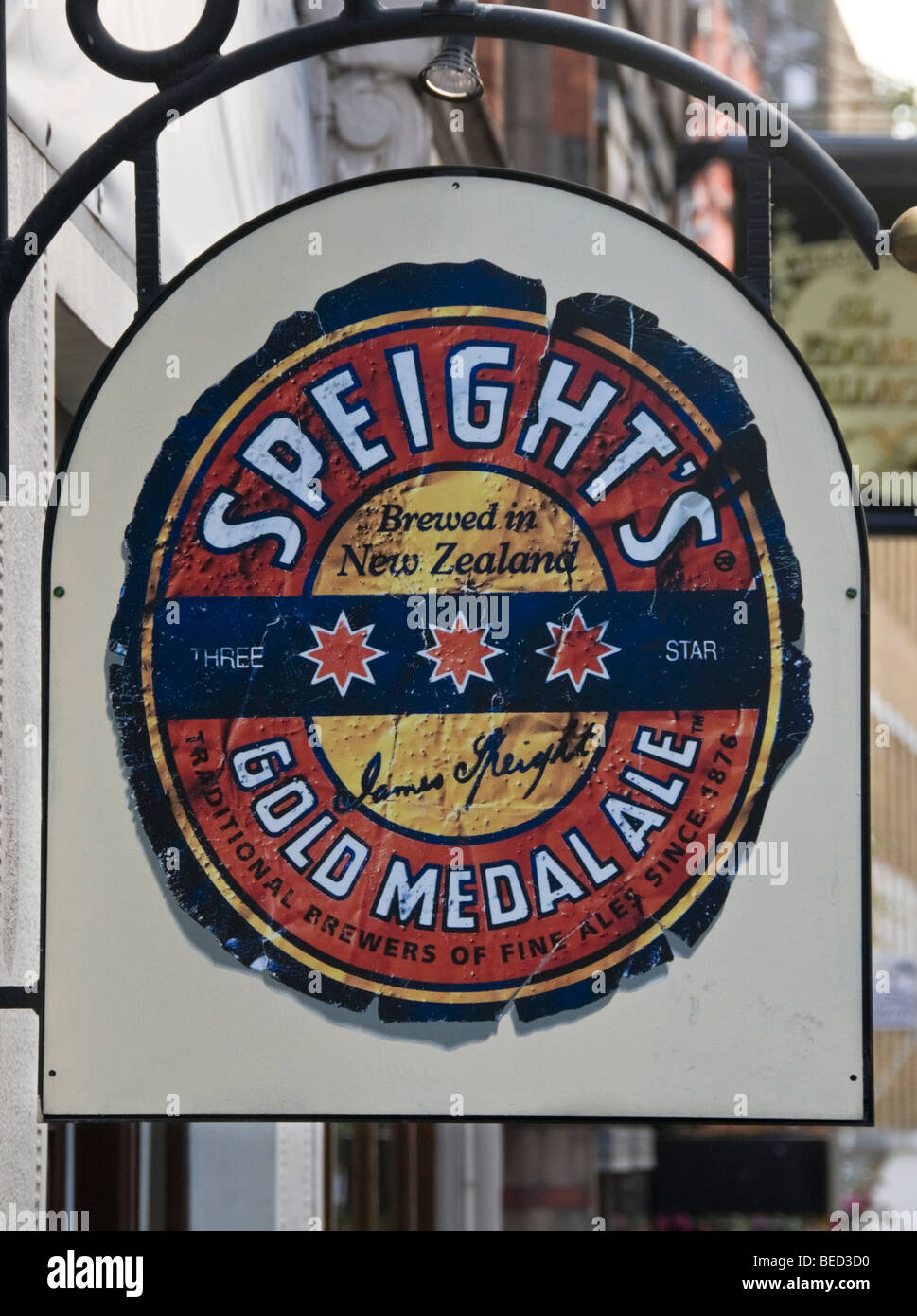 Sign for New Zealands Speight's beer outside a pub in London Stock ...