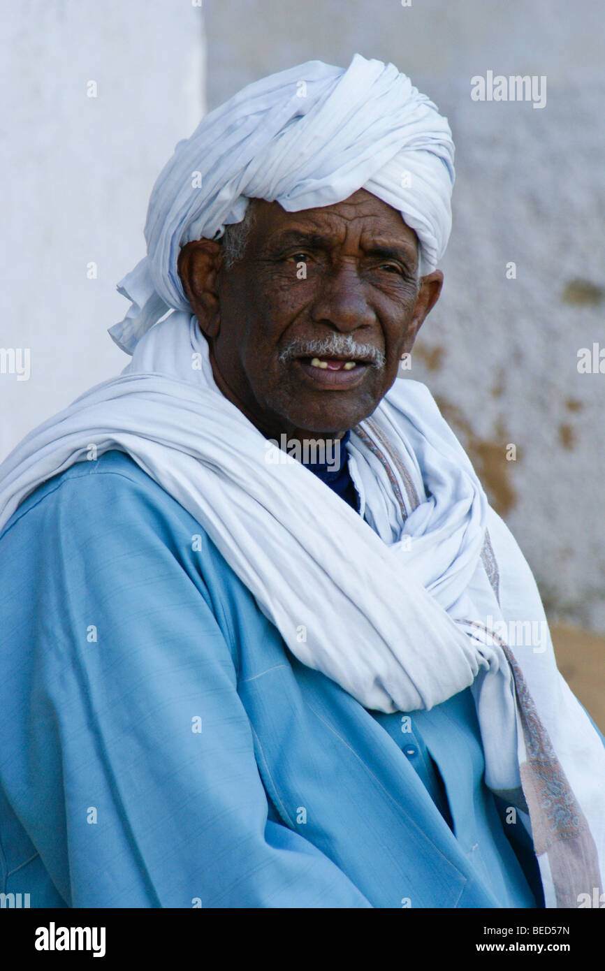 Egyptian man african hi-res stock photography and images - Alamy