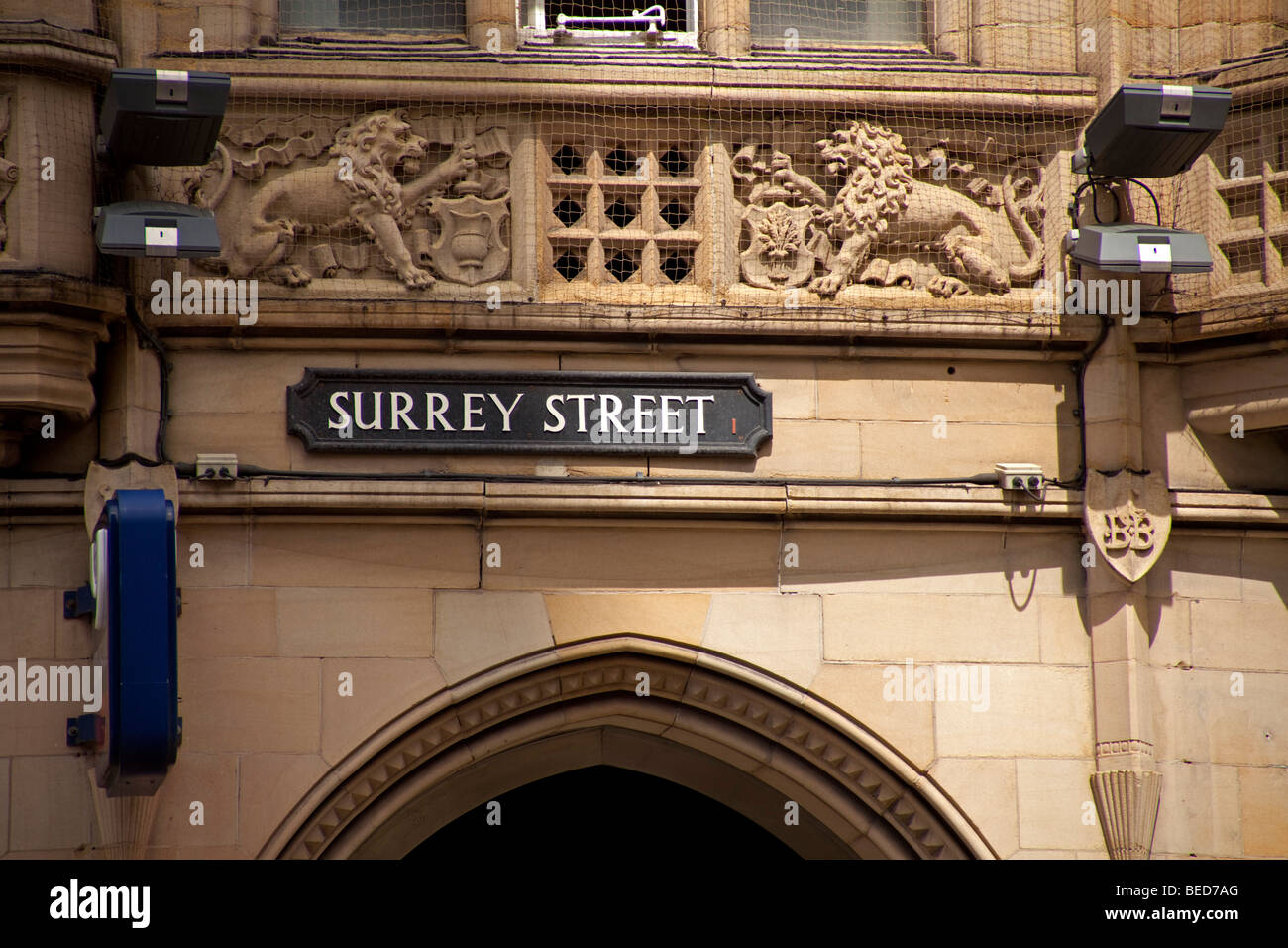 Sheffield city centre sign hi-res stock photography and images - Alamy