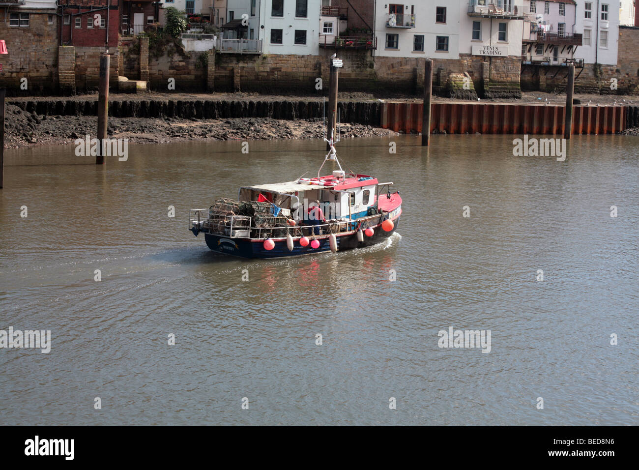 Whitby boat trips hi-res stock photography and images - Alamy