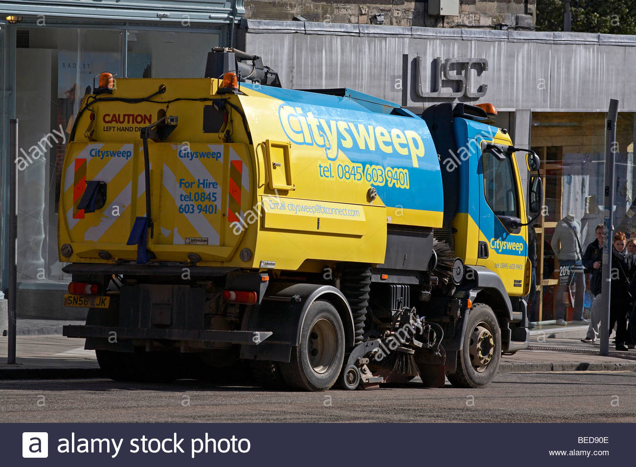 City council maintenance vehicle hi-res stock photography and images ...
