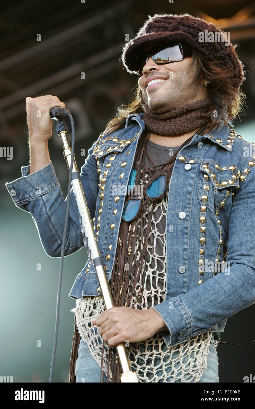 Lenny Kravitz, US-American rock singer, musician, songwriter and music ...