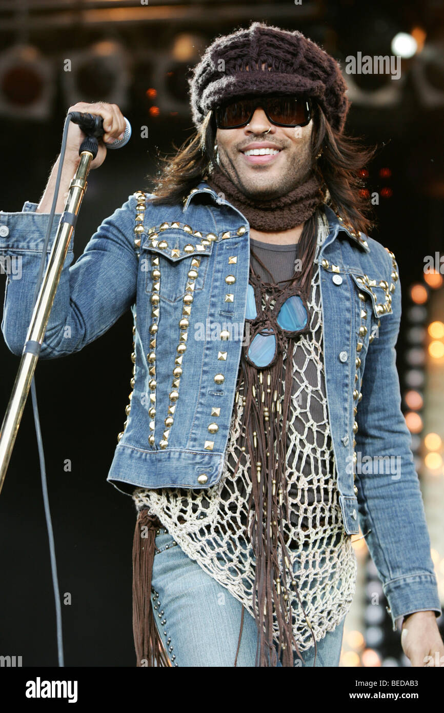 Lenny Kravitz, US-American rock singer, musician, songwriter and music ...