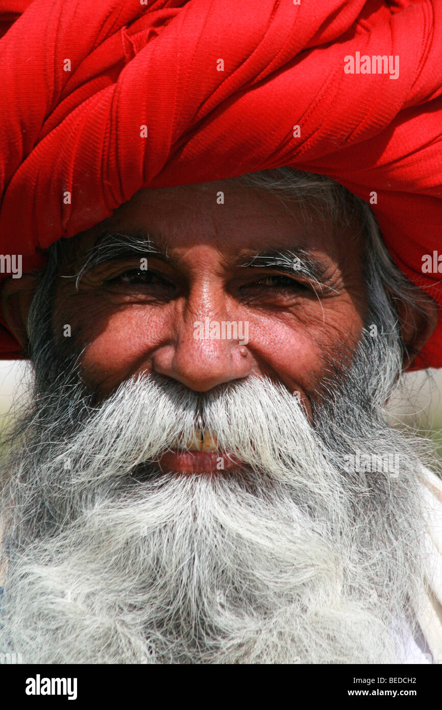 Indian man with a turban, Ranakpur, India, South Asia Stock Photo - Alamy