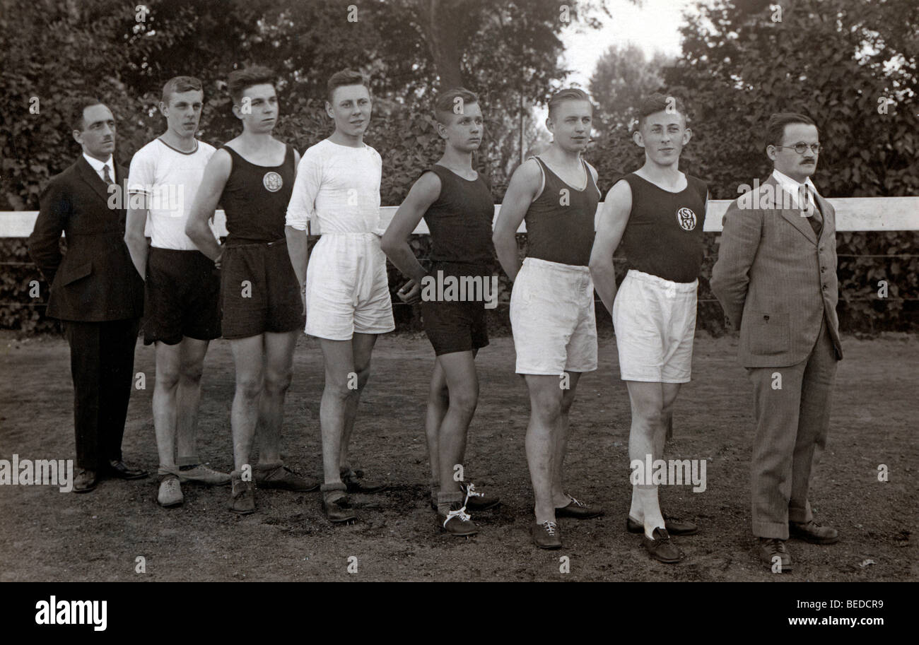 Historic photograph, athletes with trainer, around 1927 Stock Photo - Alamy