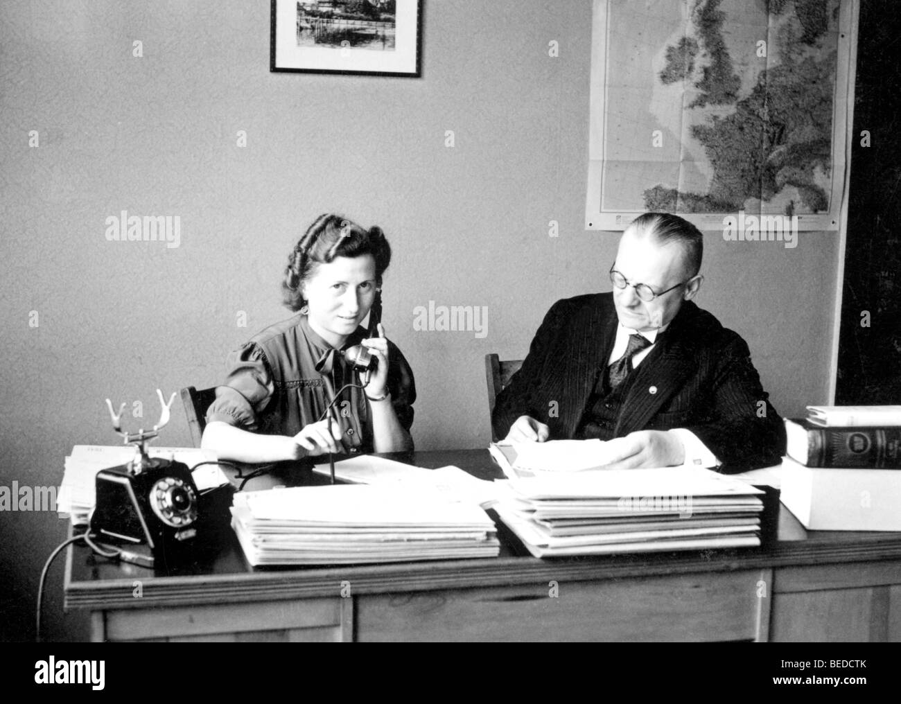 Historic photograph, office, around 1942 Stock Photo - Alamy