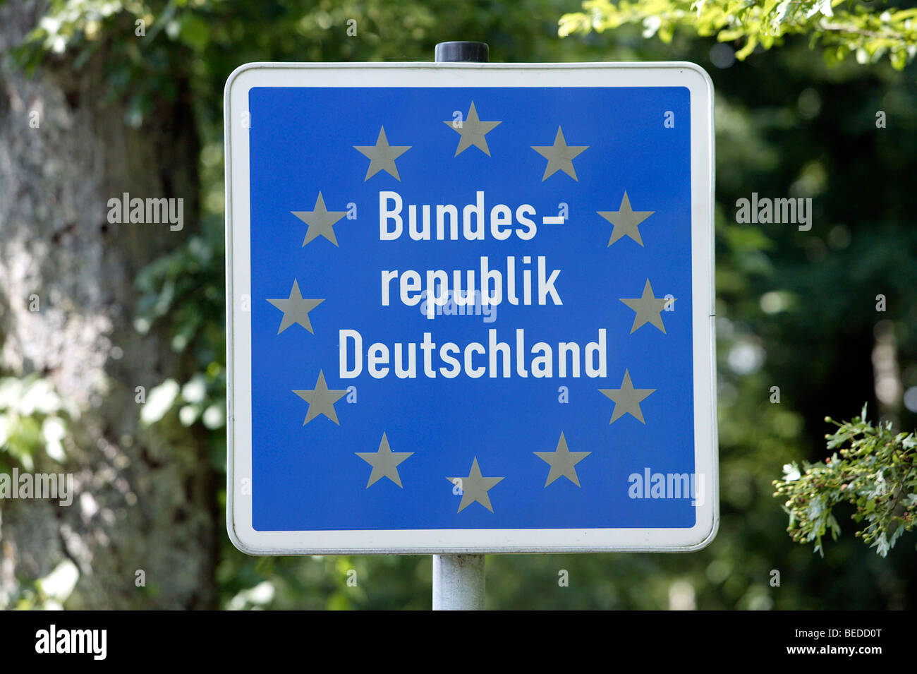 Border sign of the Federal Republic of Germany at the border to Austria ...