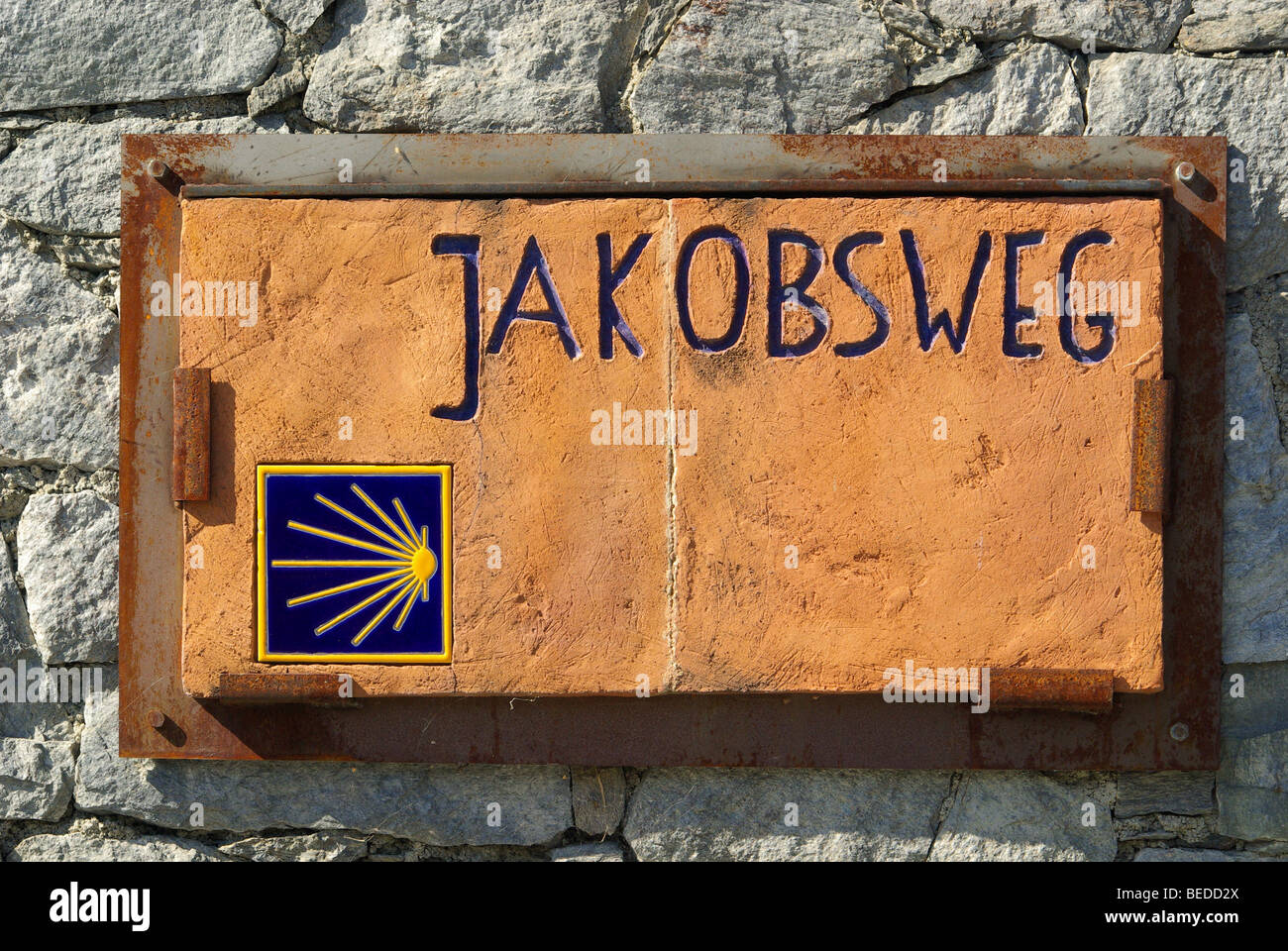 St James Scallop Shell Pilgrim High Resolution Stock Photography and ...