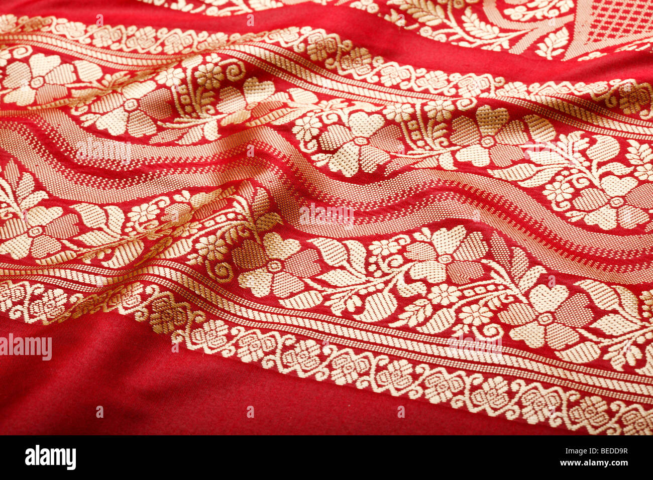 Sari close up fabric hi-res stock photography and images - Alamy Sari close up fabric hi-res stock photography and images - Alamy
