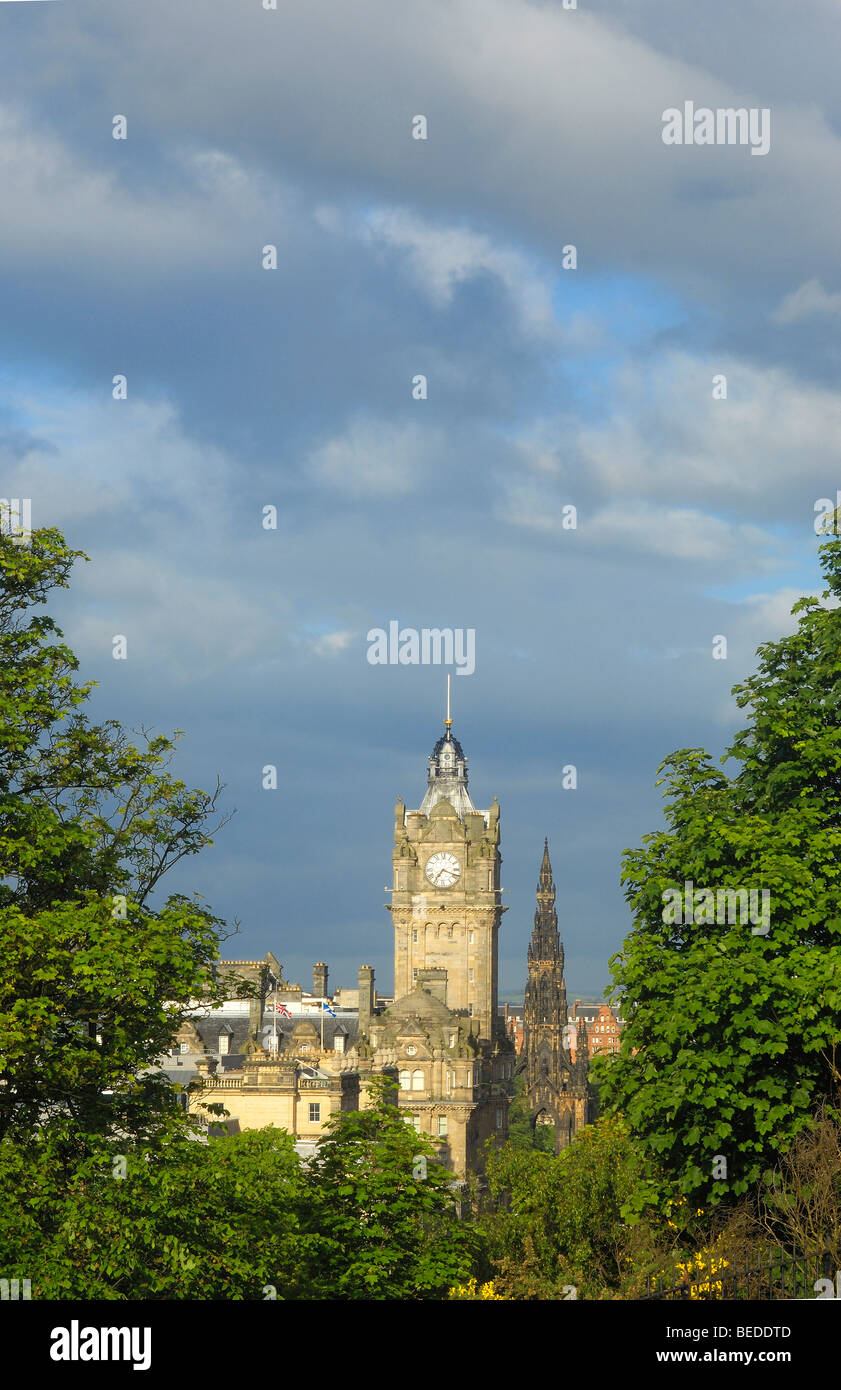 Historical overview edinburgh scotland hi-res stock photography and ...