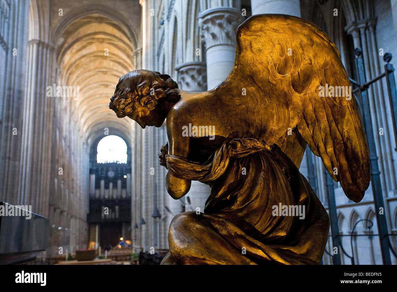 Rouen france sculpture statue hi-res stock photography and images - Alamy