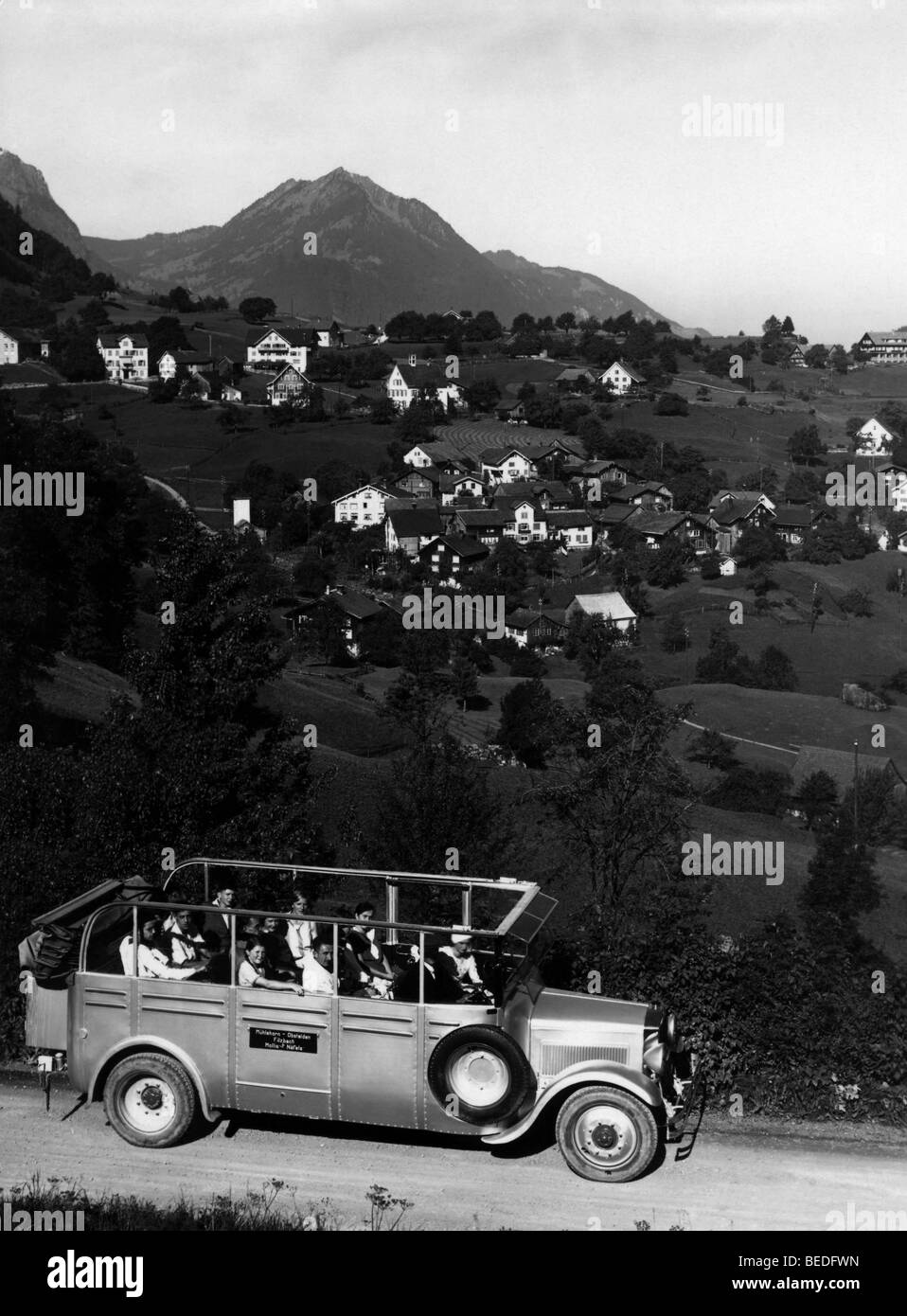 Historical figures photograph Black and White Stock Photos & Images - Alamy