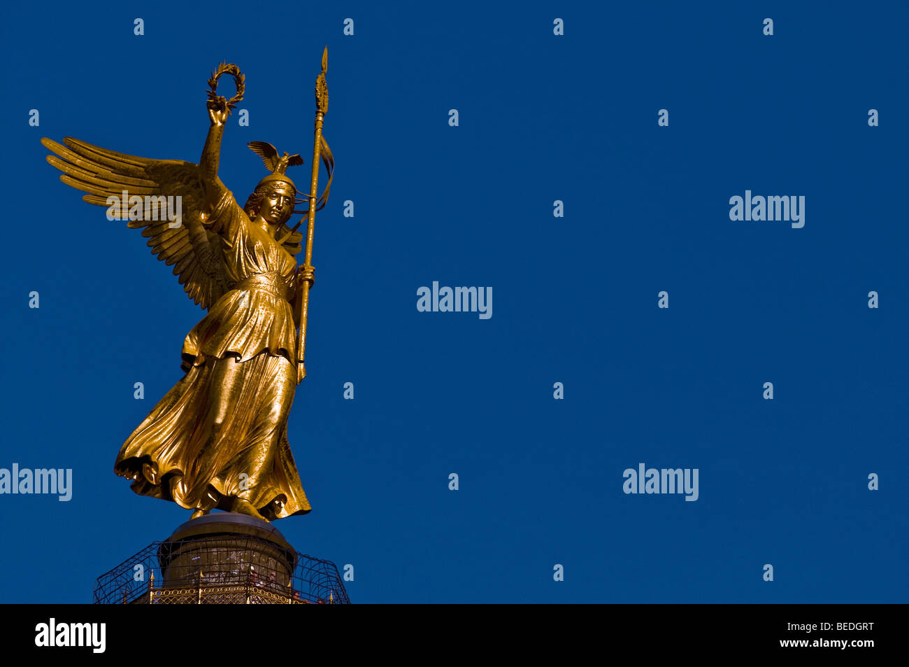 Angels of victory hi-res stock photography and images - Alamy