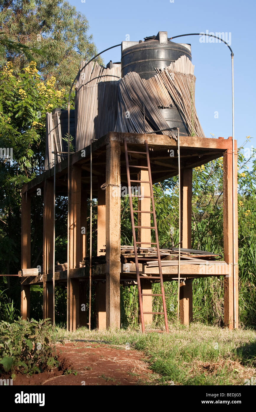 Water storage tanks hi-res stock photography and images - Alamy
