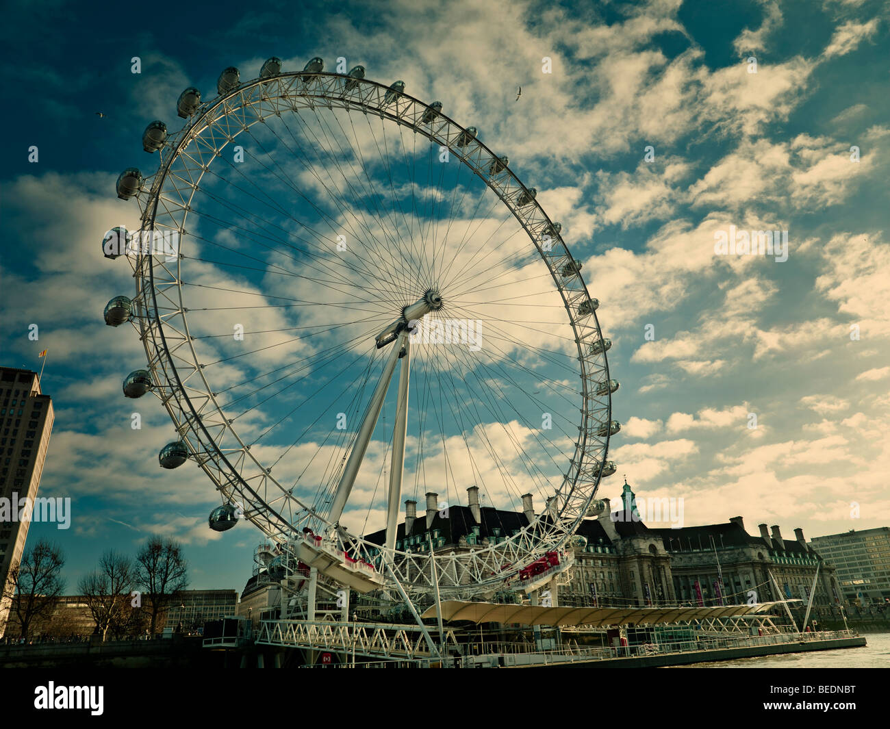 London eye london wheel hi-res stock photography and images - Alamy
