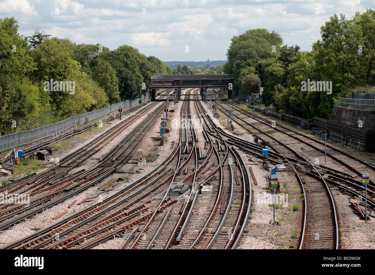 The Mainline and Metropolitan Line (London Underground) tracks just ...