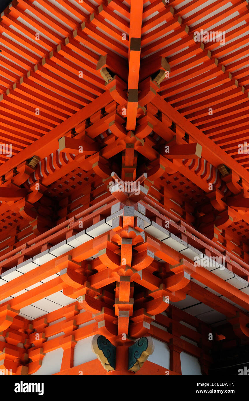 Japanese shrine roofs hi-res stock photography and images - Alamy