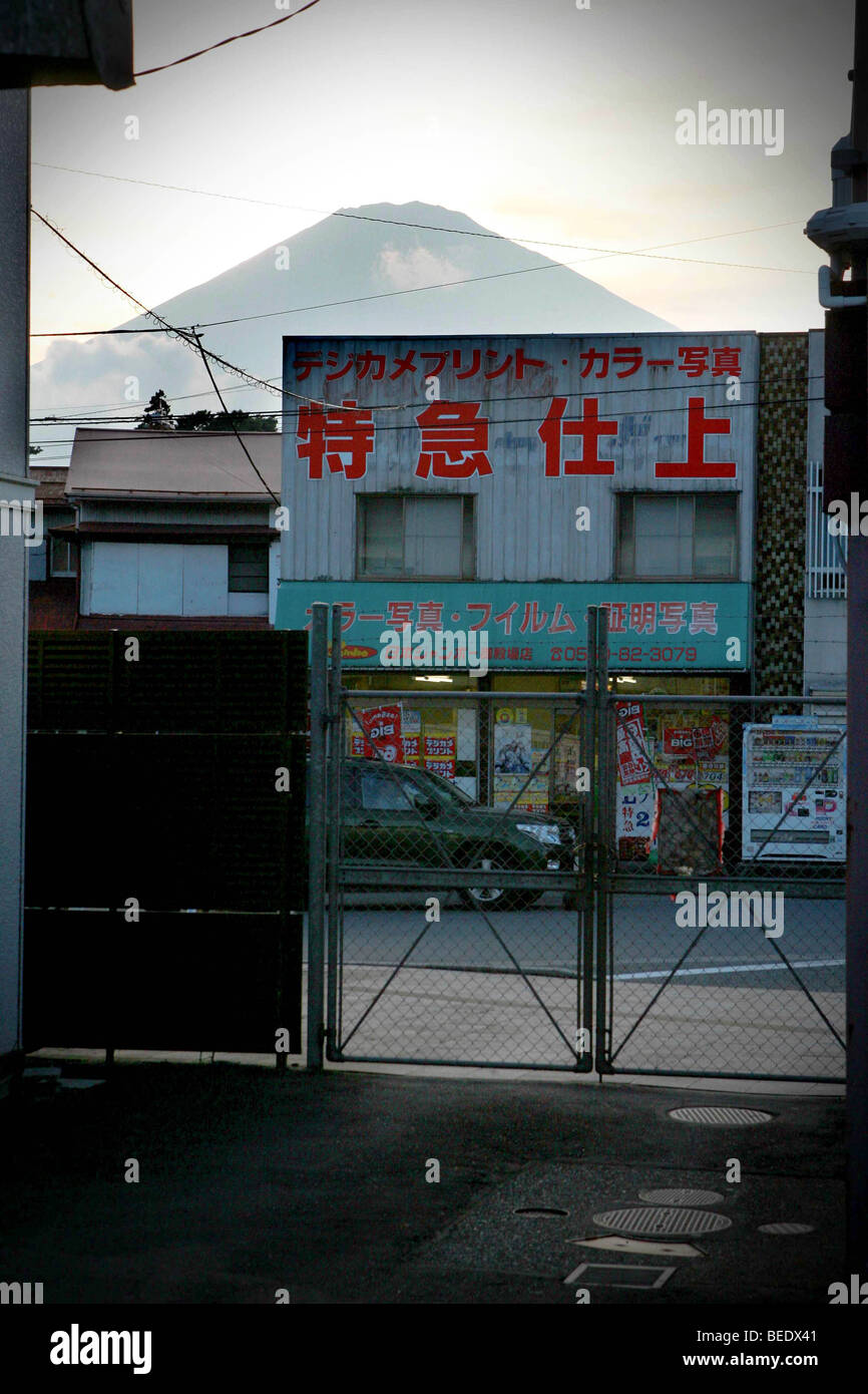 Japan hike mt fuji hi-res stock photography and images - Alamy